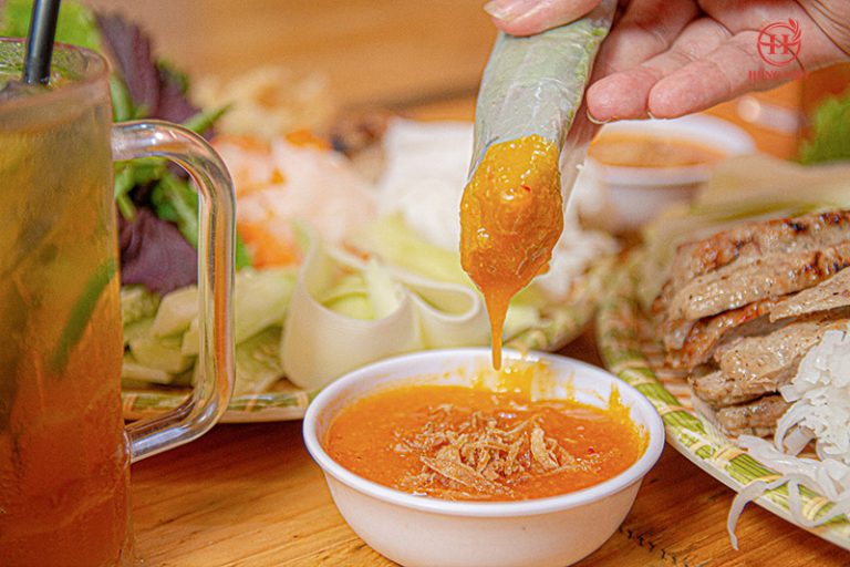 Cách làm nước chấm nem nướng ngon chuẩn gốc Ninh Hòa